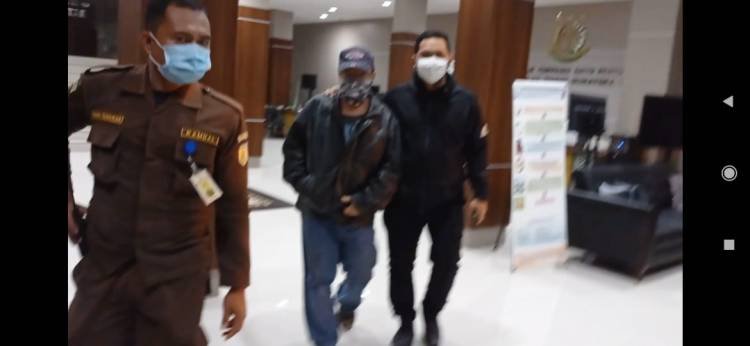 Tim Intelijen Kejati Sumut Tangkap Tersangka Korupsi Vidiotron
