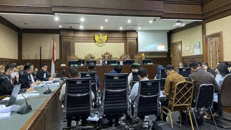 Pejabat Pembuat Komitmen Proyek Bts Bakti Kominfo Akui Terima Rp 2 4 M